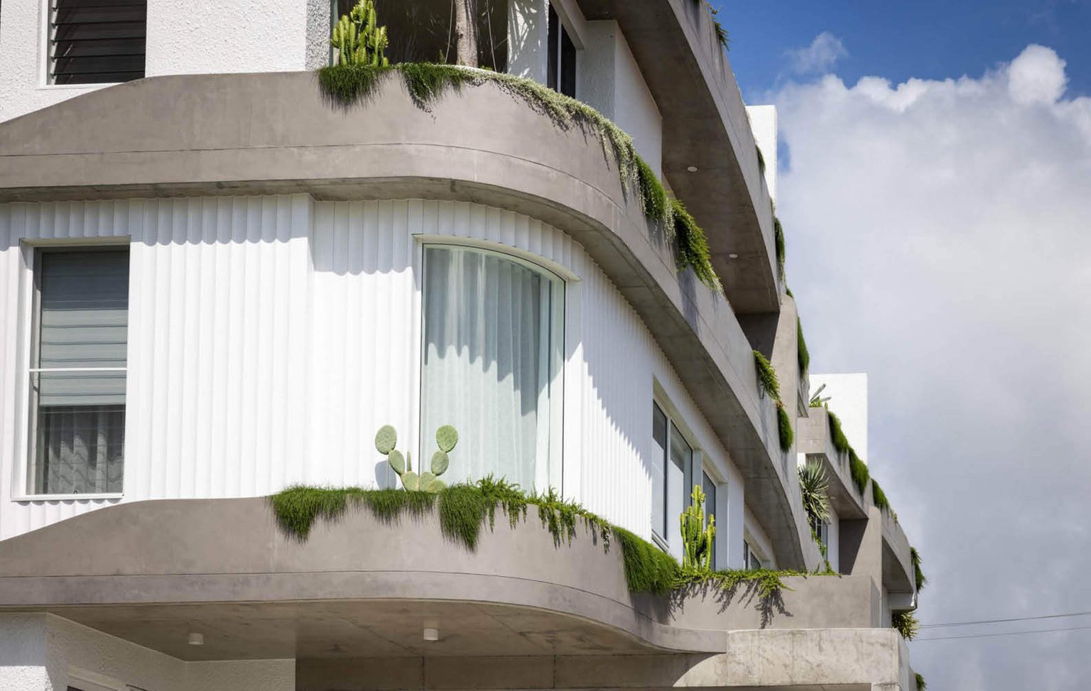 What is a Rainscreen Facade and Its Benefits | Sculptform